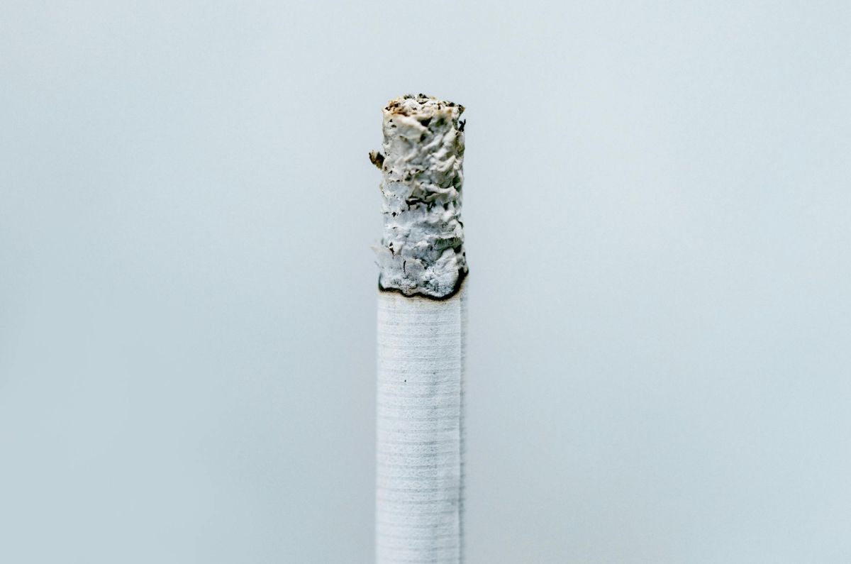 ¿Te pueden prohibir salir a fumar en el trabajo? Esto dice…